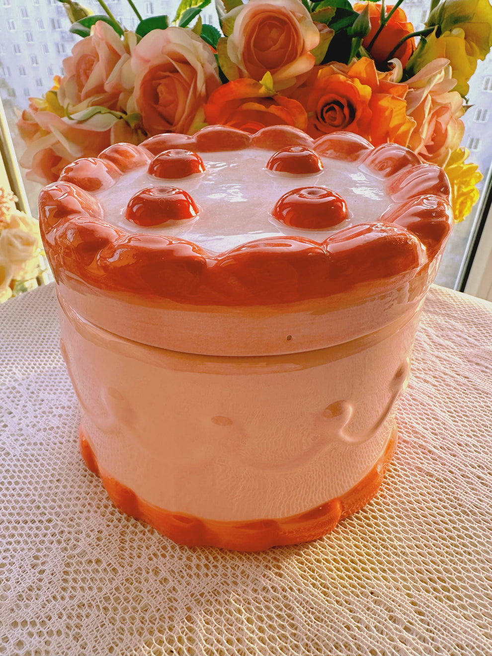 Cream White Cake Jewelry Box – Rera